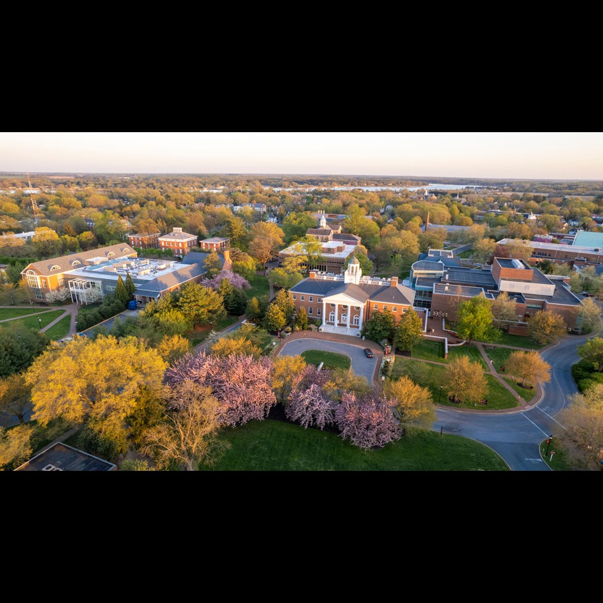 Washington Named Top College for Affordability